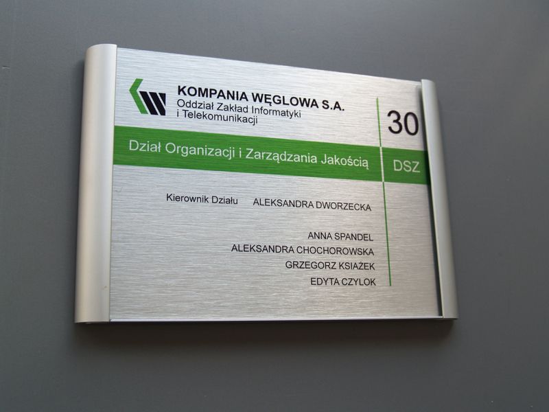Informacyjne tabliczki na drzwi do biura na zamówienie - FORMAT Informacyjne tabliczki na drzwi do biura na zamówienie - FORMAT