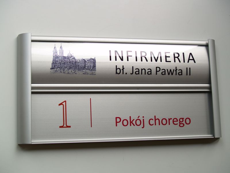 Informacyjne tabliczki na drzwi do biura na zamówienie - FORMAT Informacyjne tabliczki na drzwi do biura na zamówienie - FORMAT